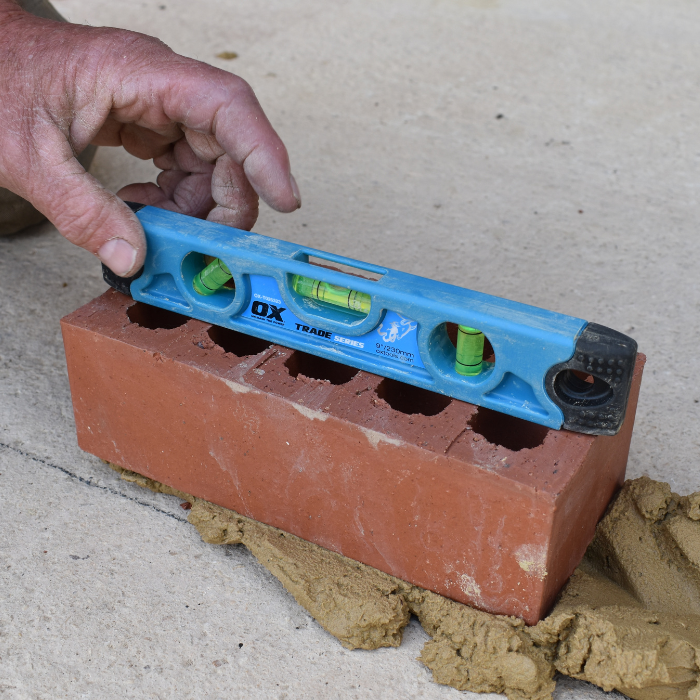 Builders spirit level store