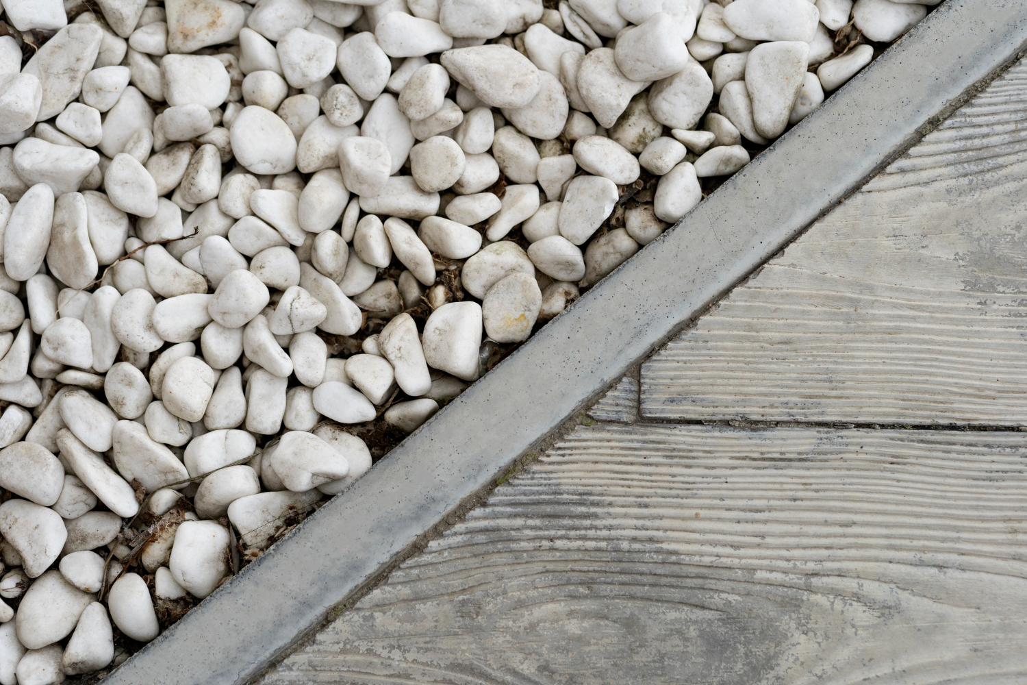 How to clean garden stones | Forward Builders Supplies